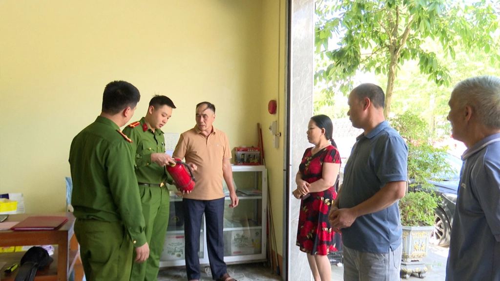 Phát huy hiệu quả tổ liên gia an toàn phòng cháy, chữa cháy - Báo và ...